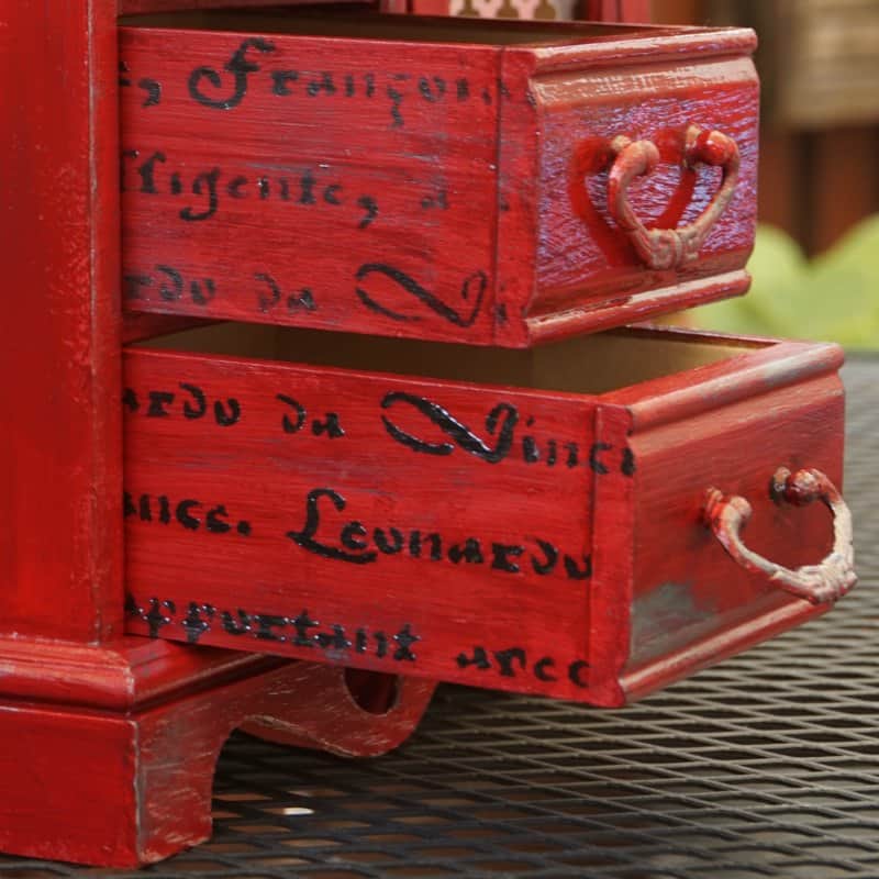 How to Stencil an Ugly Old Jewelry Cabinet