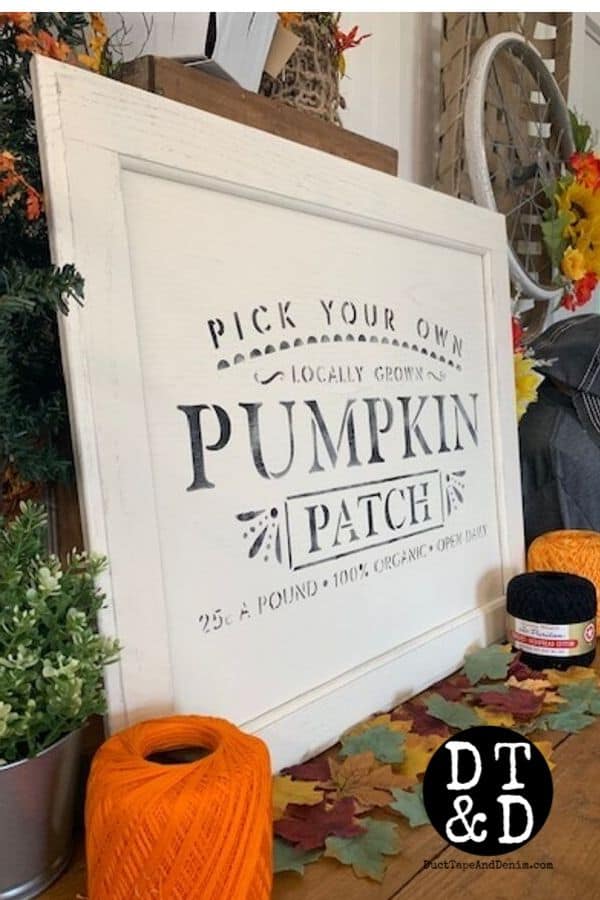 How to Make an Easy Pumpkin Patch Sign {VIDEO}