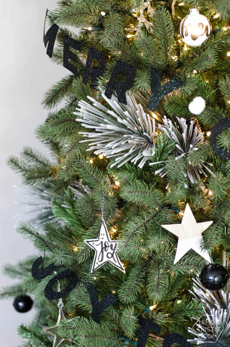 The Easy Way to Decorate a Black and White Christmas Tree